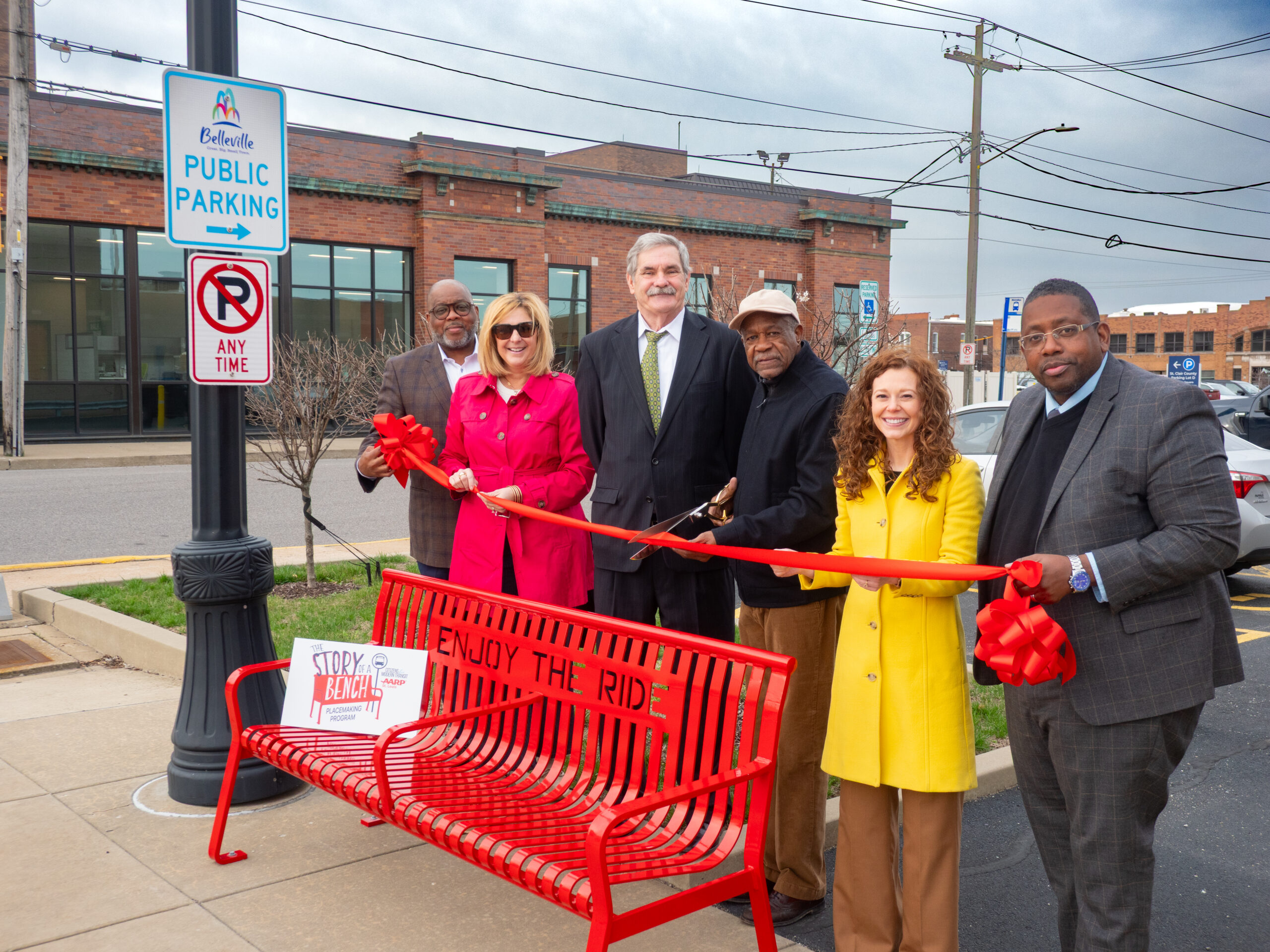 First Bus Bench Installations in Belleville Unveiled During Progressive ...